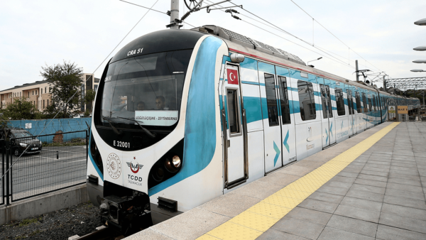 Istanbul City Train: Your Friendly Travel Guide